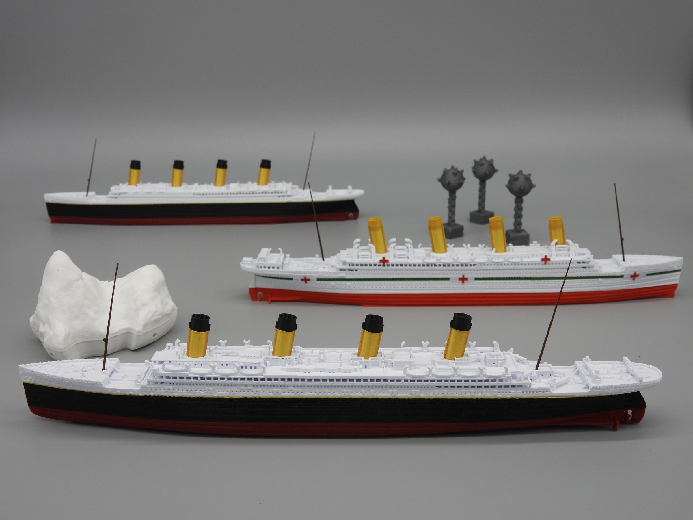 3 Ship Bundle 12" RMS Titanic HMHS Britannic RMS Olympic plus Iceberg ...