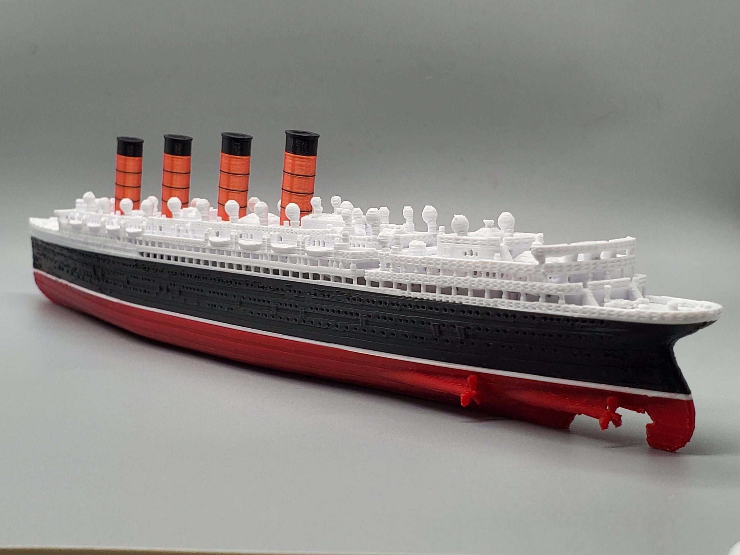 Rms Mauretania Model